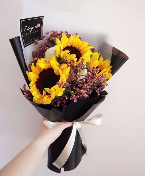 Sunflower & Ping Pong Bouquet | Giftr - Malaysia's Leading Online Gift Shop