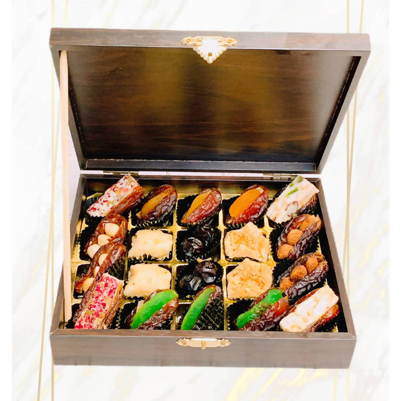 Hamper | Monrovia Raya Songket Gift Box - Small ( With Premium Dates a ...