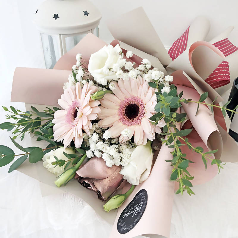 Fancy Bouquet 43 Flower Bouquet | Giftr - Malaysia's Leading Online ...