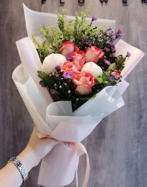 Roses with Ping Pong Flower Bouquet | Giftr - Malaysia's Leading Online ...