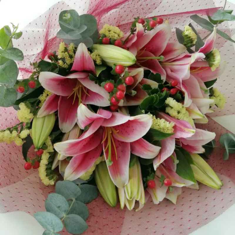 Lillian Flower Bouquet | Giftr - Malaysia's Leading Online Gift Shop