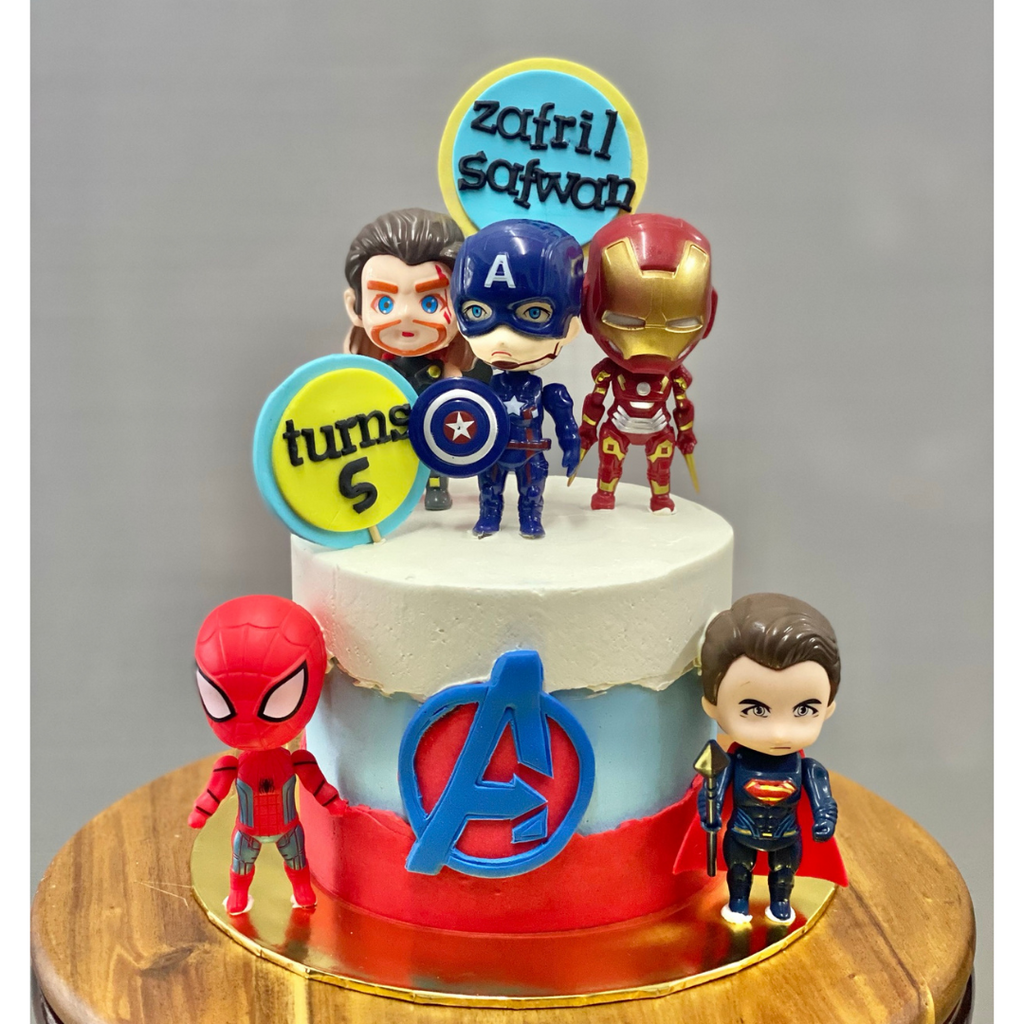 Superhero Character Cake (Negeri Sembilan Delivery Only) | Giftr ...