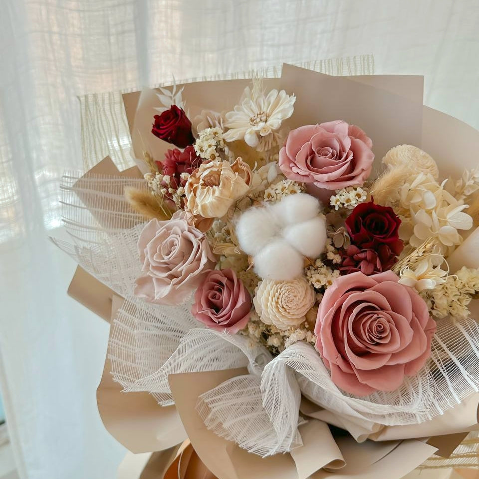 Anya Preserved Flower Bouquet (Klang Valley Delivery) | Giftr ...