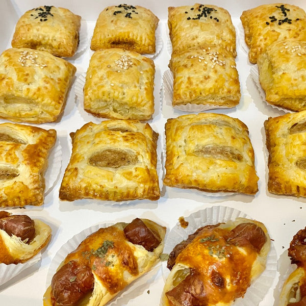 Assorted Savoury Puffs (16 pcs) | Giftr - Malaysia's Leading Online ...