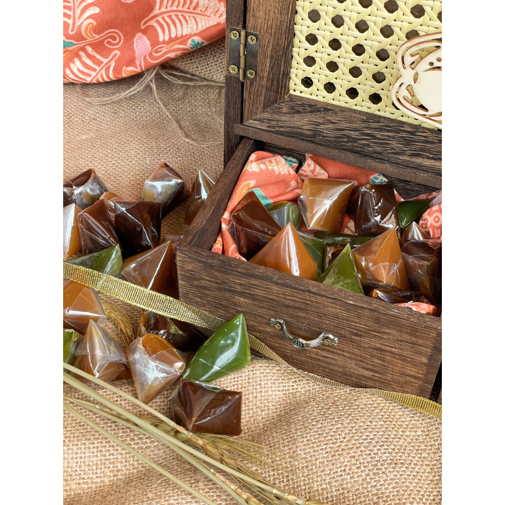 Gaya Raya (Set A) - Hari Raya 2025 Hamper (Nationwide Delivery) | Giftr ...