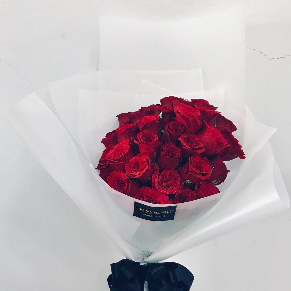 Bergamo 30 Red Roses Bouquet - Valentine's Day 2019 | Giftr - Malaysia ...