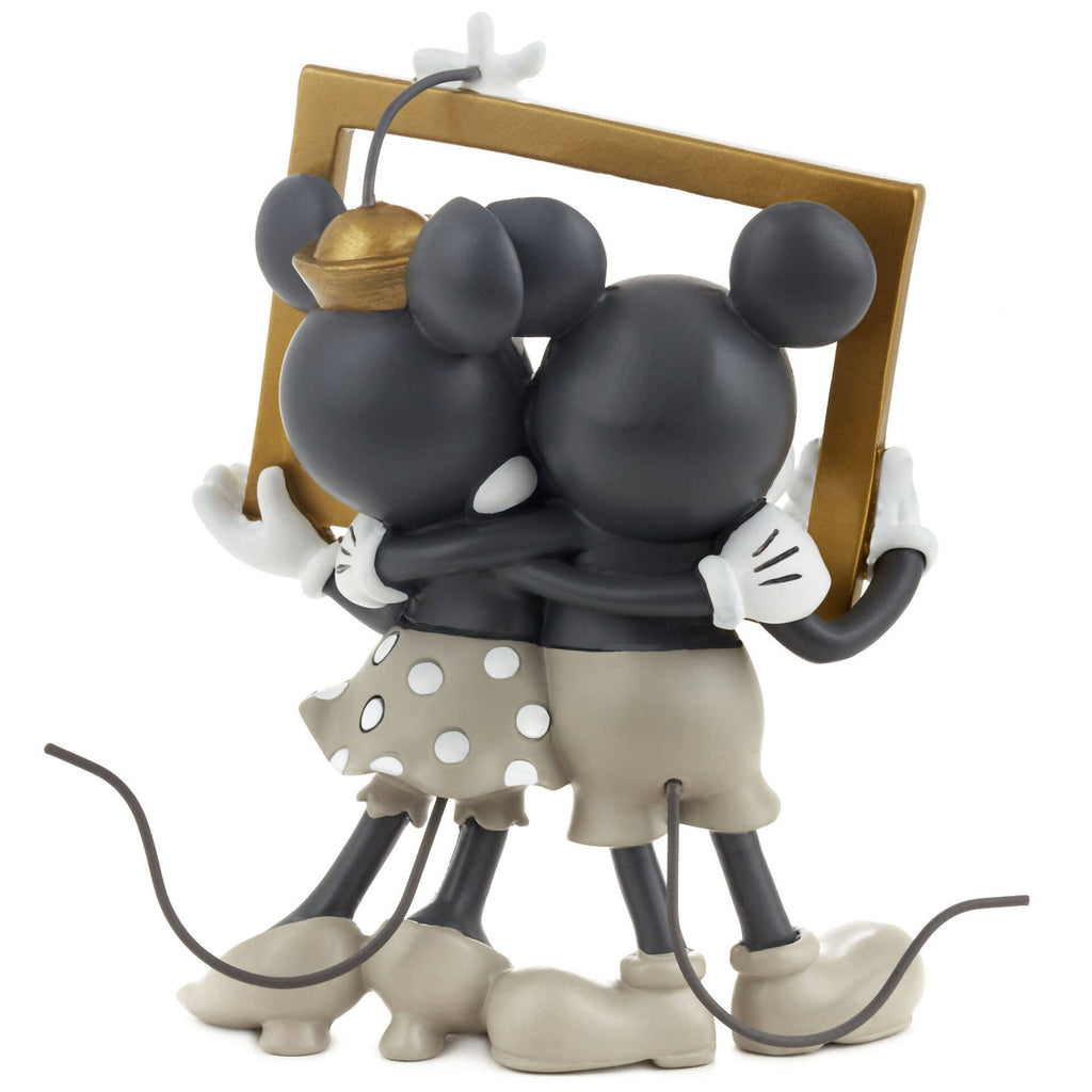 Hallmark Premium Figurine | Giftr - Malaysia's Leading Online Gift Shop